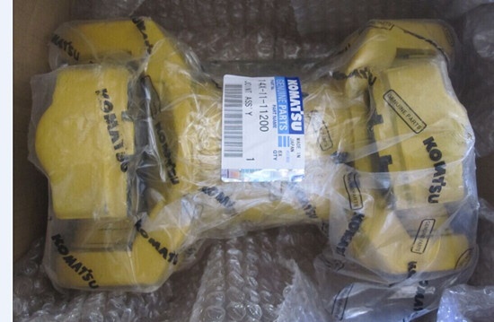 Komatsu D65 universal joint assy